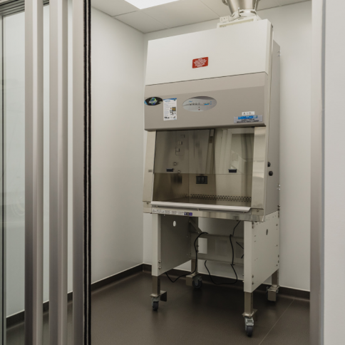 Sterile Compounding Lab | Pharmacy Compounding | Dakota PrecisionRx ...